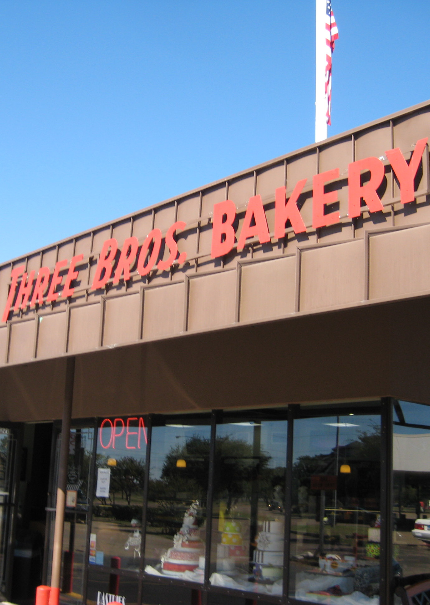 Food Find: Three Brothers Bakery on Food Network - The Mighty Rib